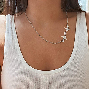 HUJUON Elegant Pearl Flying Bird Necklace.Silver Two Little Birds Choker Necklace,Cute Small Swallow Hummingbird Pendant Necklace for Women (Silver)