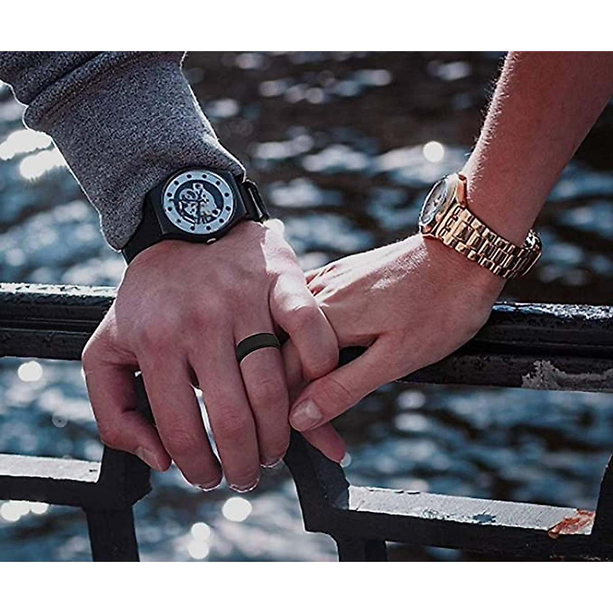 Mens Silicone Wedding Band, Rubber Rings for Him Women Couples Size 8, Step Edge Sleek Design 4 Pack