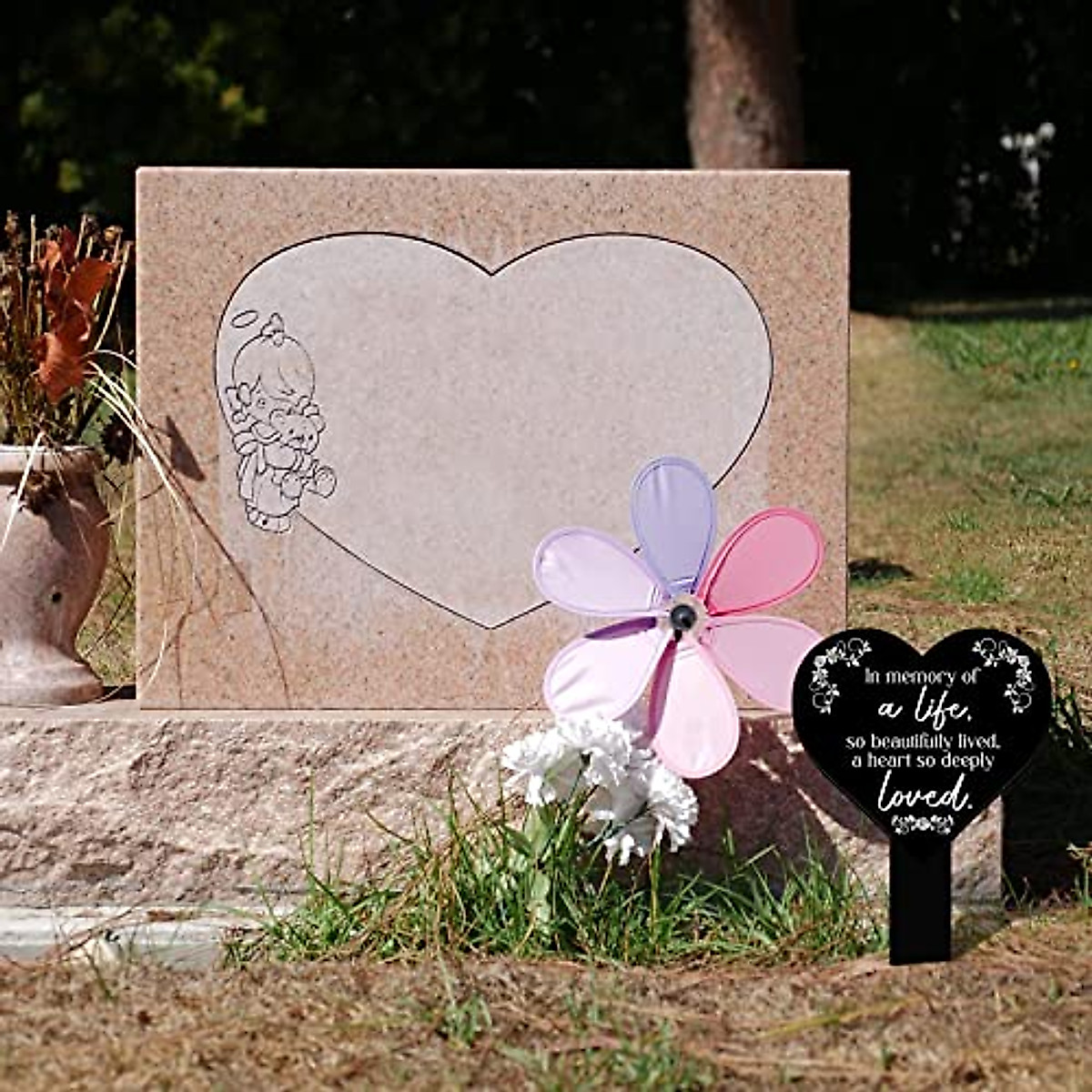 Memorial Grave Markers Heart Memorial Stake Sympathy Grave Plaque Stake Cemetery Garden Stake Memorial Acrylic Grave Stake Waterproof Memorial Plaque Garden Grave Decoration for Cemetery Outdoors Yard