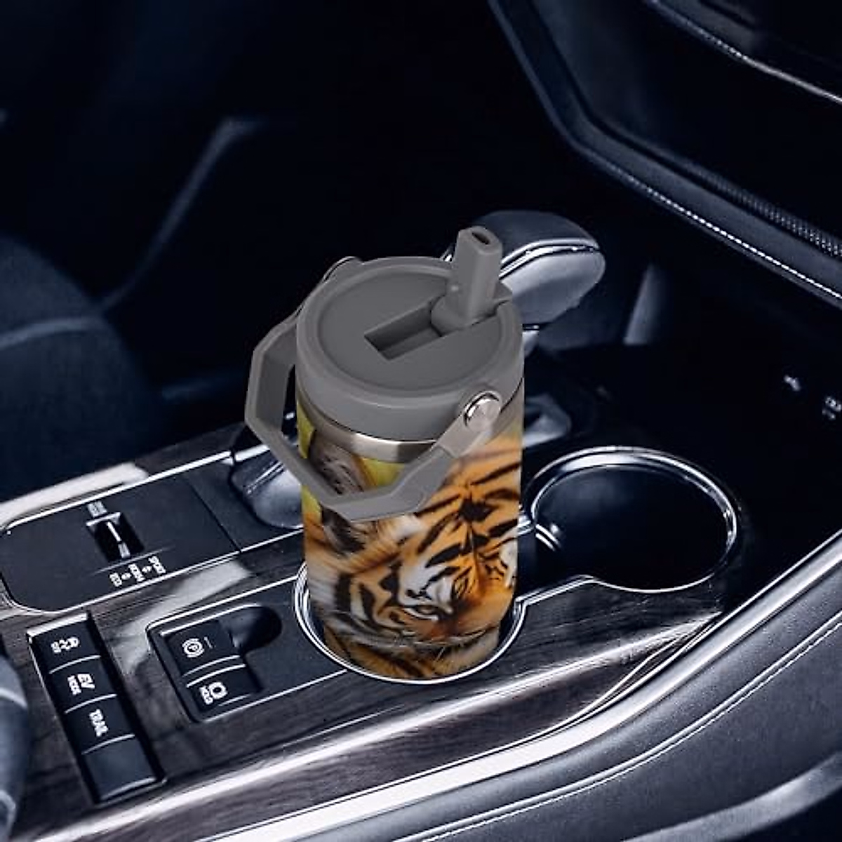SYJTGDE Large Capacity Car Cup Tiger Laying On The Grass Fashionable Upgrade Car Cup Advanced And Beautiful Travel Cup