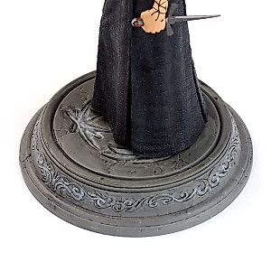 DARK HORSE COMICS The Witcher (Netflix): Yennefer Figure, Multicolor