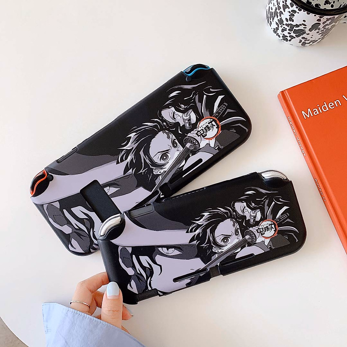 Case for Nintendo Switch Lite 2019, Cartoon Fashion Cute Design Skin Anti-Collision Non-Slip Shockproof Protective Case IMD Slim Cover Case with Tempered Glass Screen Protector