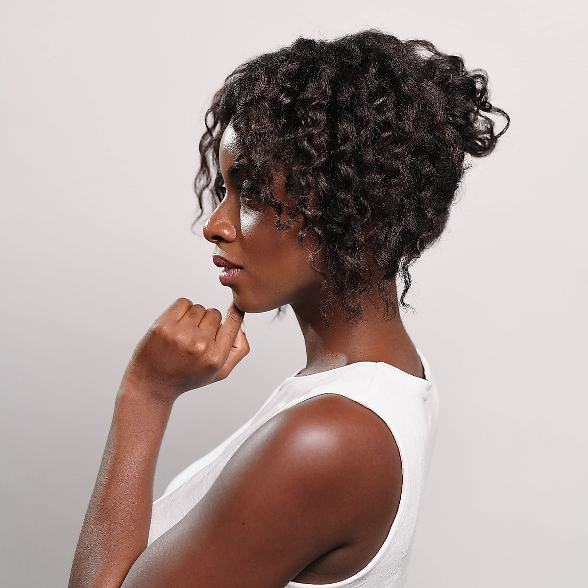 Saphira Divine Curls Shampoo for Curly, Wavy and Multi-Textured Hair, Sulfate-Free, Paraben-Free, Deeply Cleanses, Restores and Hydrates Curls, 34 Ounce, Original Packaging