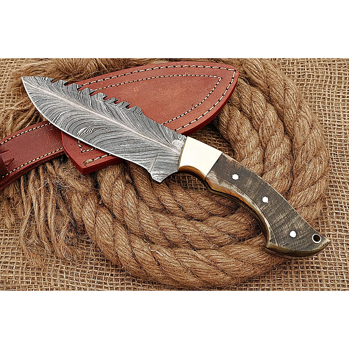 HUNTEX Unique Custom Handmade Hand-Forged New Feather Pattern Damascus Steel 9.5 Inch Long Full Tang Ram Horn Handle Razor Sharp Hunting Camping Knife with Genuine Leather Sheath