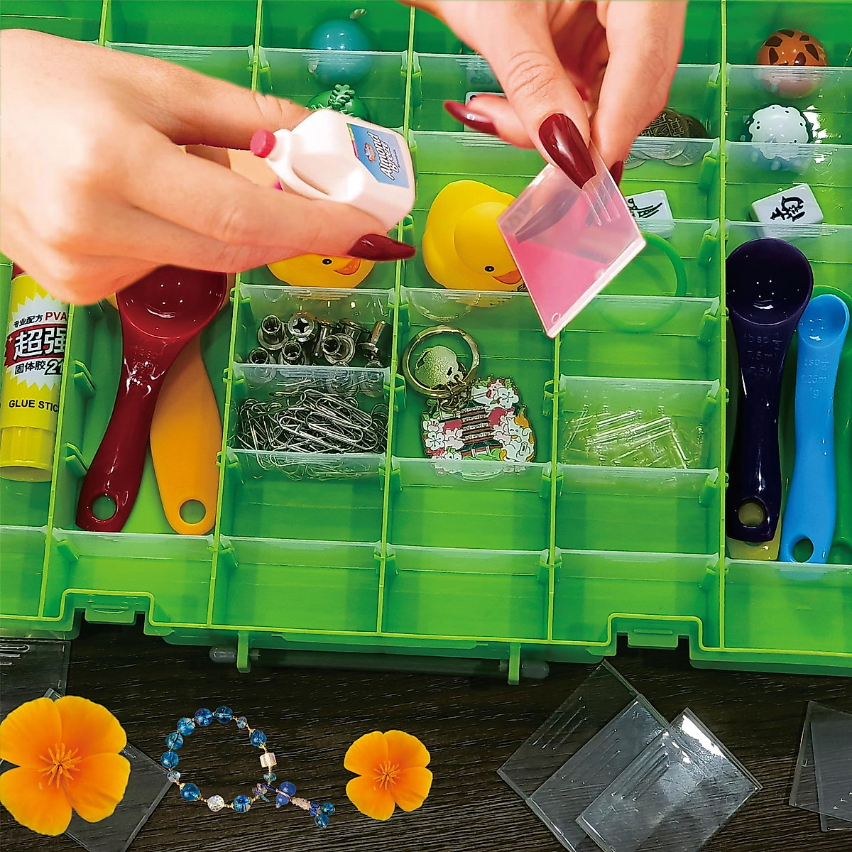 LZLMQSSA Large 48 Grids Transparent Plastic Organizer Box, Adjustable Compartment Craft Storage Container, Small Parts Organizer, Bead Organizers and Storage (Light green)