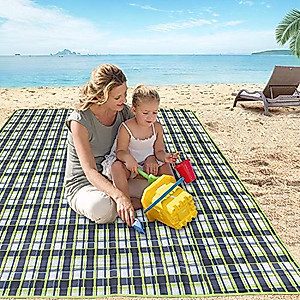 REDCAMP Extra Large Picnic Blanket Waterproof Sandproof, Durable Oxford Foldable Picnic Mat Outdoor Blanket for Lawn Park Beach Travel, Green 79"x77"