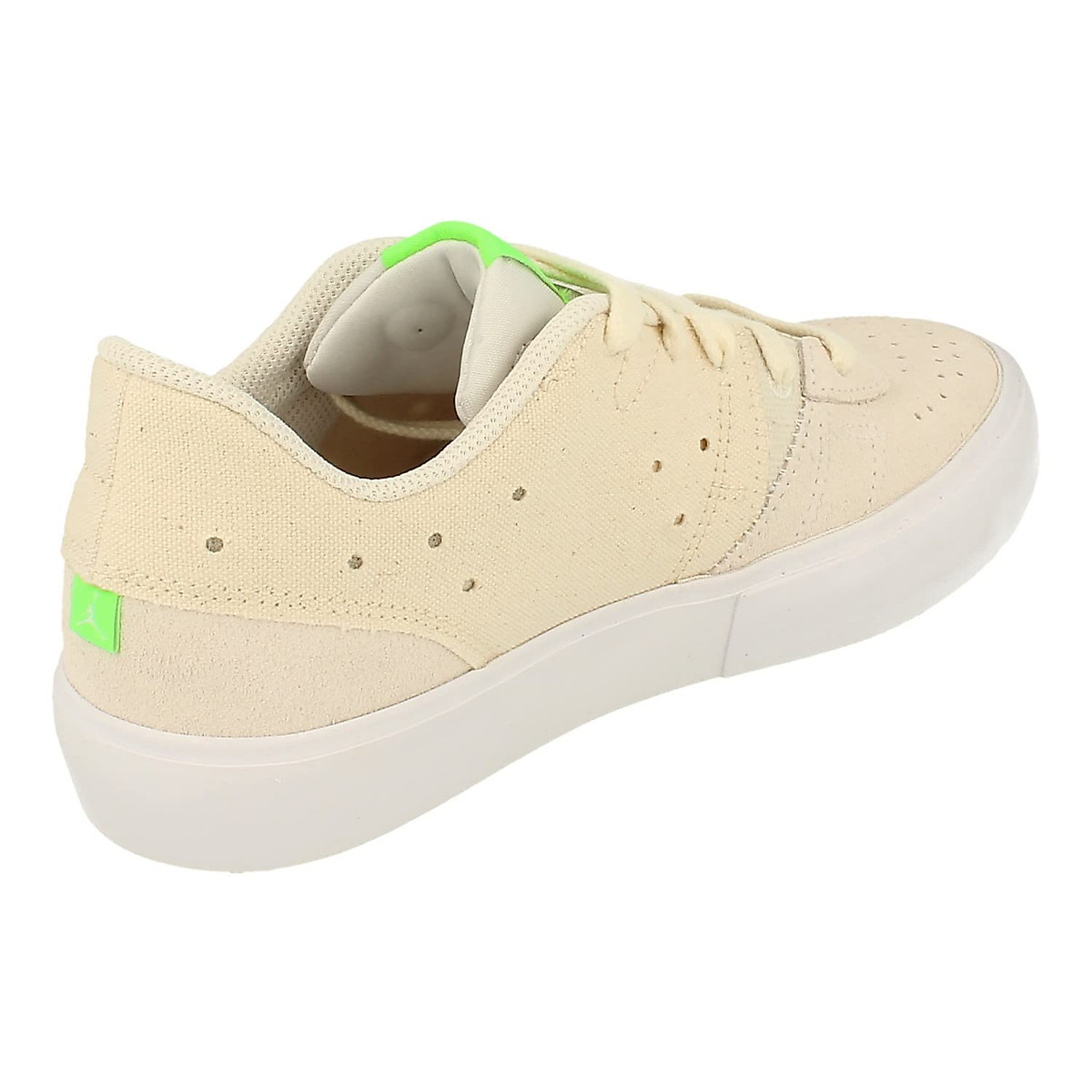 Women's Jordan Jordan Series .05 White/Green Strike-Iris Whisper (DM3383 103) - 8