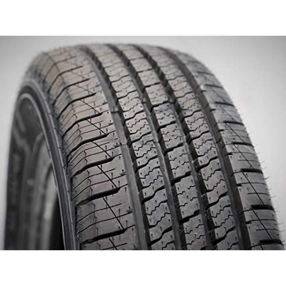 Landgolden LGT67 H/T All-Season Truck/SUV Highway Radial Tire-225/70R16 225/70/16 225/70-16 107H Load Range XL 4-Ply BSW Black Side Wall UTQG 500AA