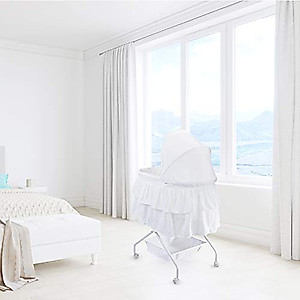 Big Oshi Madison Newborn Baby Bassinet - Bassinet for Boys or Girls - Perfect for Indoor Bedside Napping – Removable Canopy Cover – Includes Mattress Pad and Sheet, White