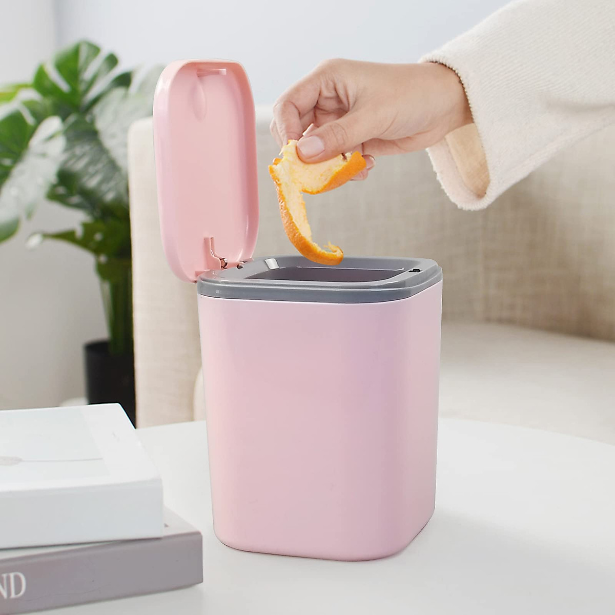 Vababa Mini Plastic Waste Can, 2 L/0.5 Gallon Push-Button Trash Can, Pink