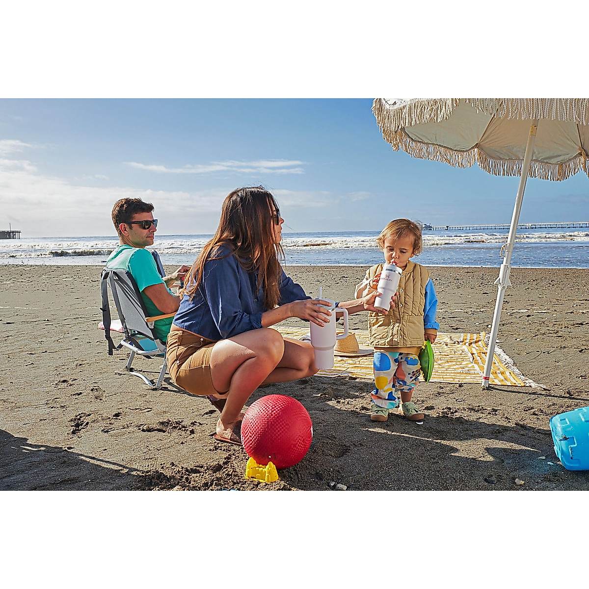 Stanley Quencher H2.0 FlowState Stainless Steel Vacuum Insulated Tumbler with Lid and Straw for Water, Iced Tea or Coffee, Smoothie and More, Rose Quartz, 40 OZ / 1.18 L