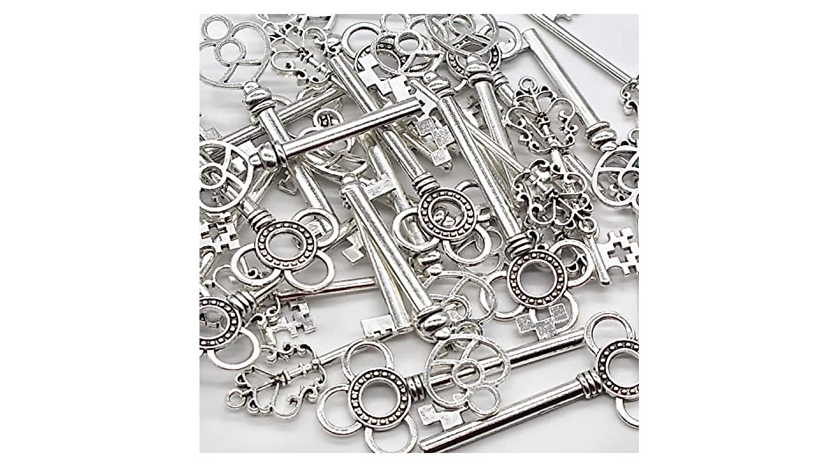 Vintage Silver Skeleton Keys - Set of 30 for Crafts & Decor