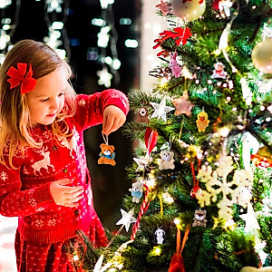 FUNNISM 24 Pack Mini Animal Plush Toy Assortment,Cute Small Stuffed Animal Keychain Set for Kids Party Favors,Stocking Stuffer,Goody Bag Filler,Pinata Stuffer,Classroom Prize,Christmas Tree Decoration