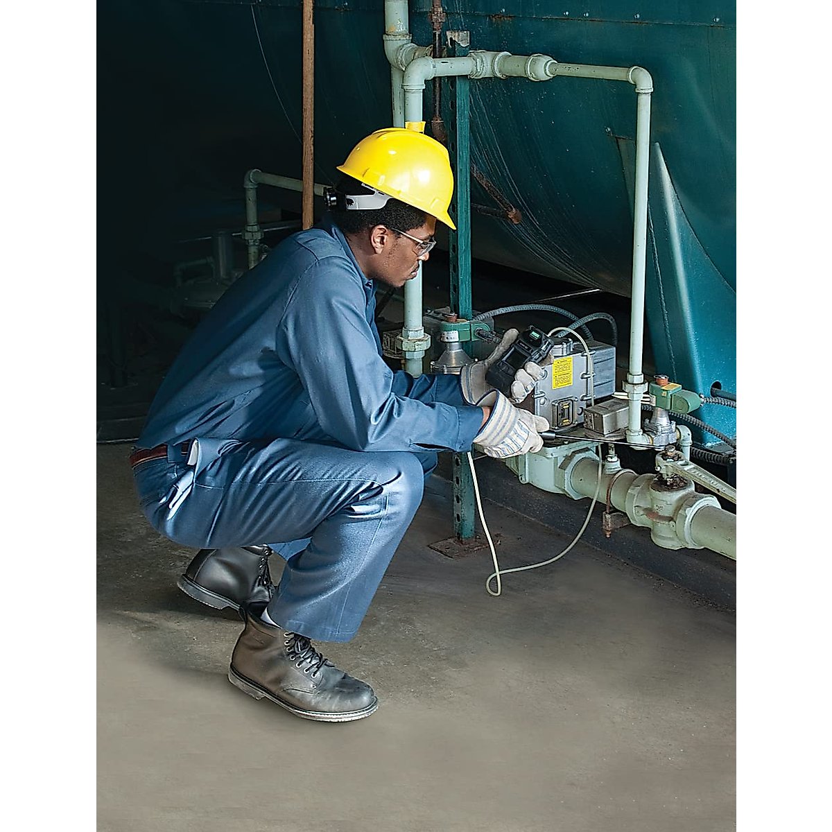 MSA 10116926 ALTAIR 5X Multi-Gas Detector - (LEL, O2, CO, H2S), 10' Line, 1' Probe, Charcoal Device with Monochrome Display, Portable Gas Monitor, UL/CSA, Includes Instrument/Line/Probe