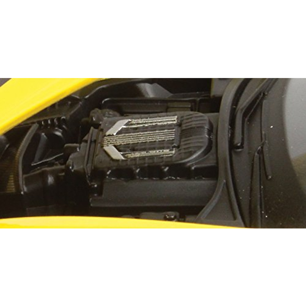 C7 Corvette Z06 1:24 Scale Diecast Model by Maisto