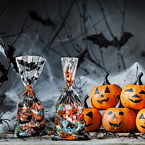 Zonon 160 Pieces Halloween Cellophane Treat Bags Halloween Candy Wrappers Pumpkin Skull Bat Presents Bags Transparent Candy Bag with 200 Pieces Ties for Halloween Party Favors
