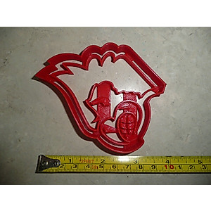 YNGLLC CARDINAL HEAD RED BIRD FACE DETAILED COOKIE CUTTER MADE IN USA PR4603