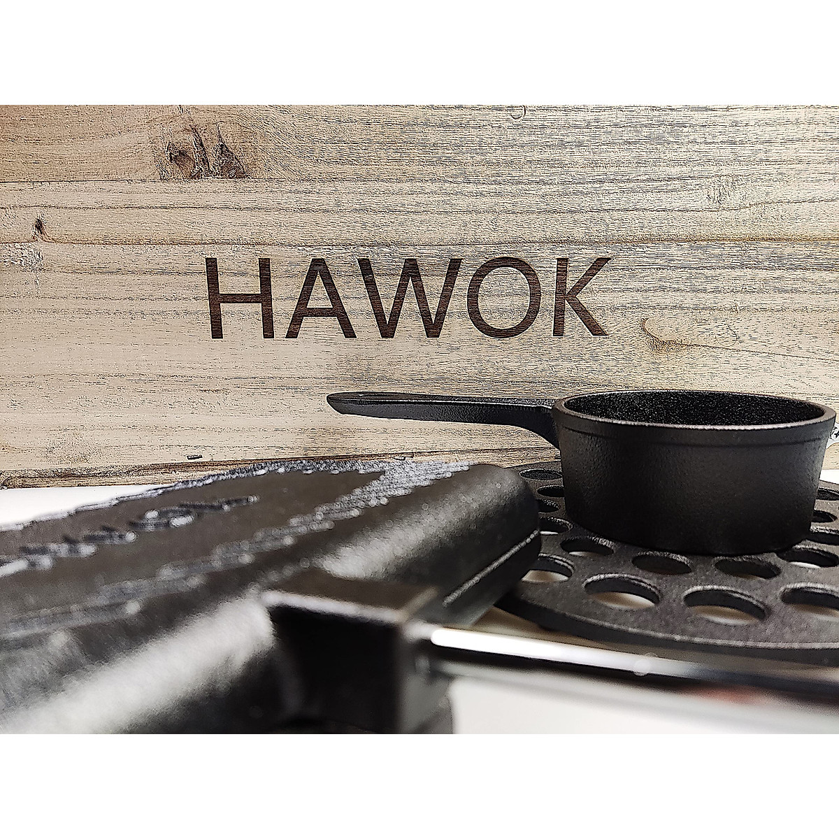 HAWOK Pre-seasoned Cast Iron Dutch Oven Camping Cooking Set with Carrying Storage Box