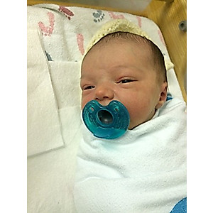 Philips Notched Newborn Soothie Pacifier, Green, 0-3 Months, Hospital Binky - Natural Scent 2 Count (Pack of 1)