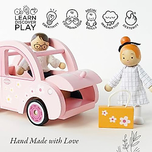 Le Toy Van - Wooden Daisylane Sophie's Car Accessories Play Set for Dolls Houses - Wooden Car Toy with Luggage Accessory - Dollhouse Accessories - Suitable for Ages 2+,Bright Pink, Medium