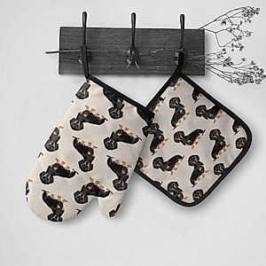 Doxie Dachshund Weiner Dog Pet Dogs Oven Mitts and Pot Holders Set Kitchen Gift Set for Kitchen Cooking Baking, BBQ