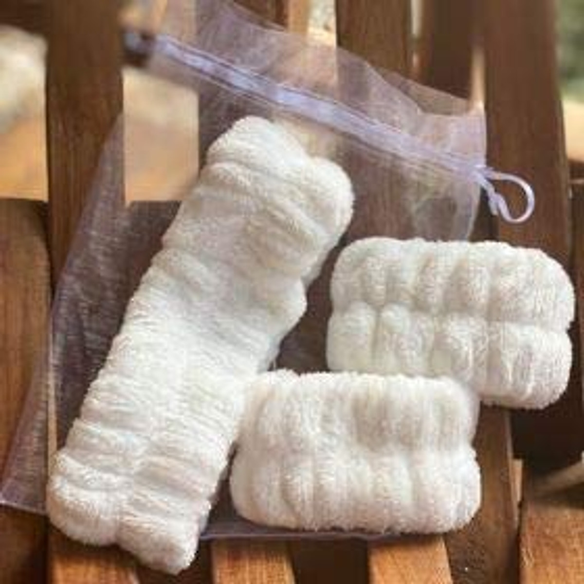 ZaneGear 3 Piece - Original USA Spa Headband and Wrist Washband Face Wash Set - Reusable - Prevent Liquids from Spilling Down Your Arms -Birthday/Bridal Party/Skincare/Any Occasion Gift