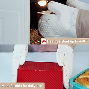 Silicone Oven Mitts and Pot Holders Sets, Heat Resistant Extra Long Silicone Oven Mittens with Hot Pads, Double Layer High Temperature Resistant Hot Pads and Oven Mitts Sets for Cooking, Grilling-Beig