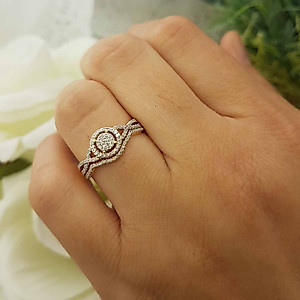 Dazzlingrock Collection 0.25 Carat (Cttw) 10K Diamond Twisted Split Shank Engagement Ring Set 1/4 CT, Yellow Gold, Size 7.5