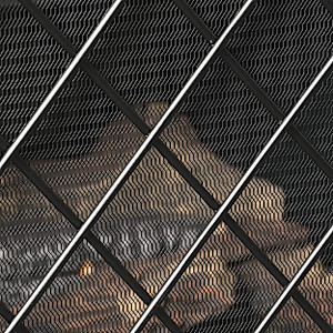 Christopher Knight Home Amiyah 3 Panelled Iron Fireplace Screen, Black