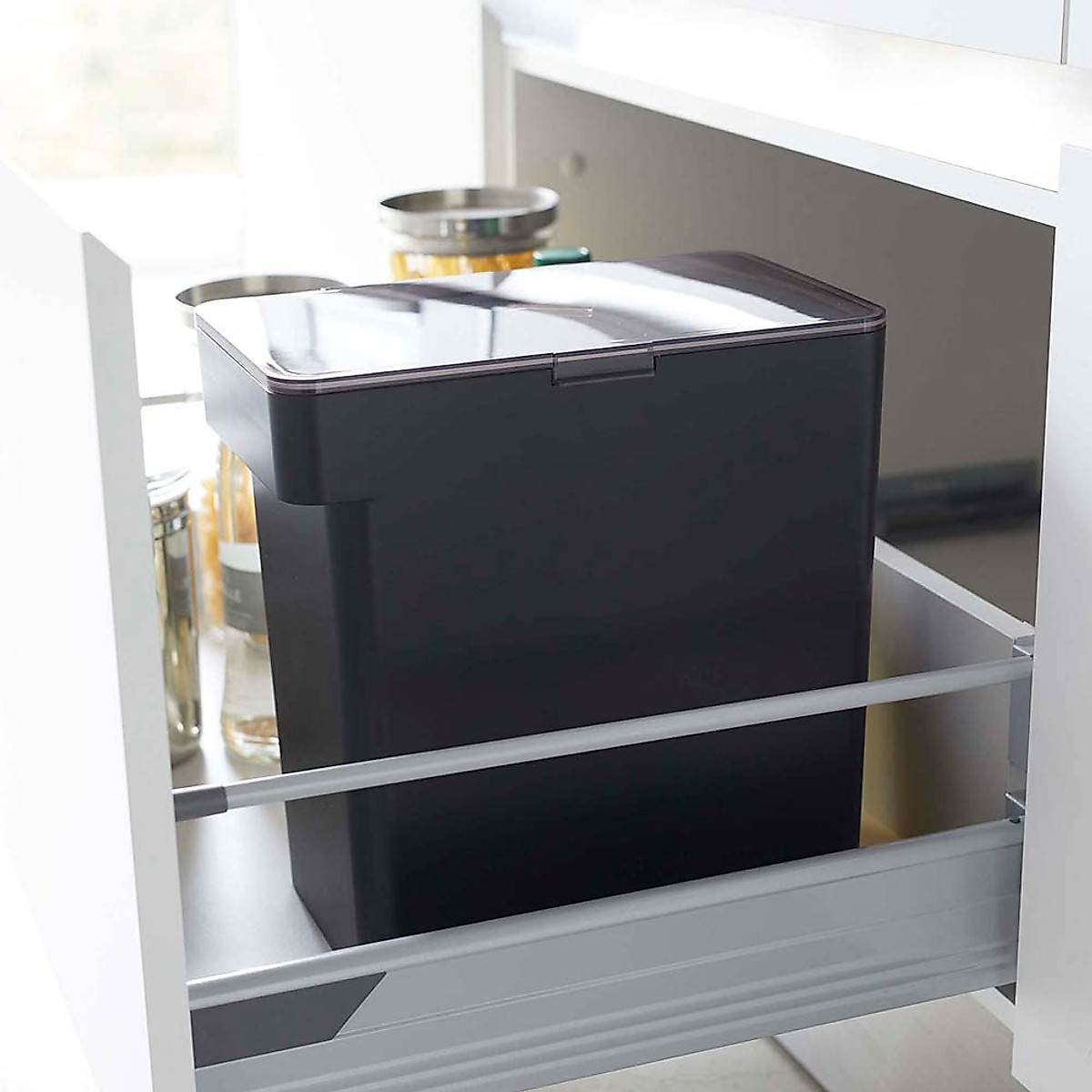 Yamazaki Industries 5424 Airtight Rice Bin, 22.0 lbs (10 kg), Measuring Cup Included, Black, Approx. W 12.0 x D 7.8 x H 12.2 inches (30.7 x 19.7 x 31.2 cm), Tower, Moisture and Oxidation Prevention