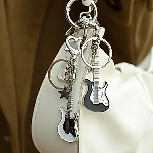 mdgfge Punk Music Guitar Keychain Musical Instrument Star Cute Bass Keyring Electric Guitar Key Rings Key Holder Pendant for Women Men Music Lovers (2 Pcs)