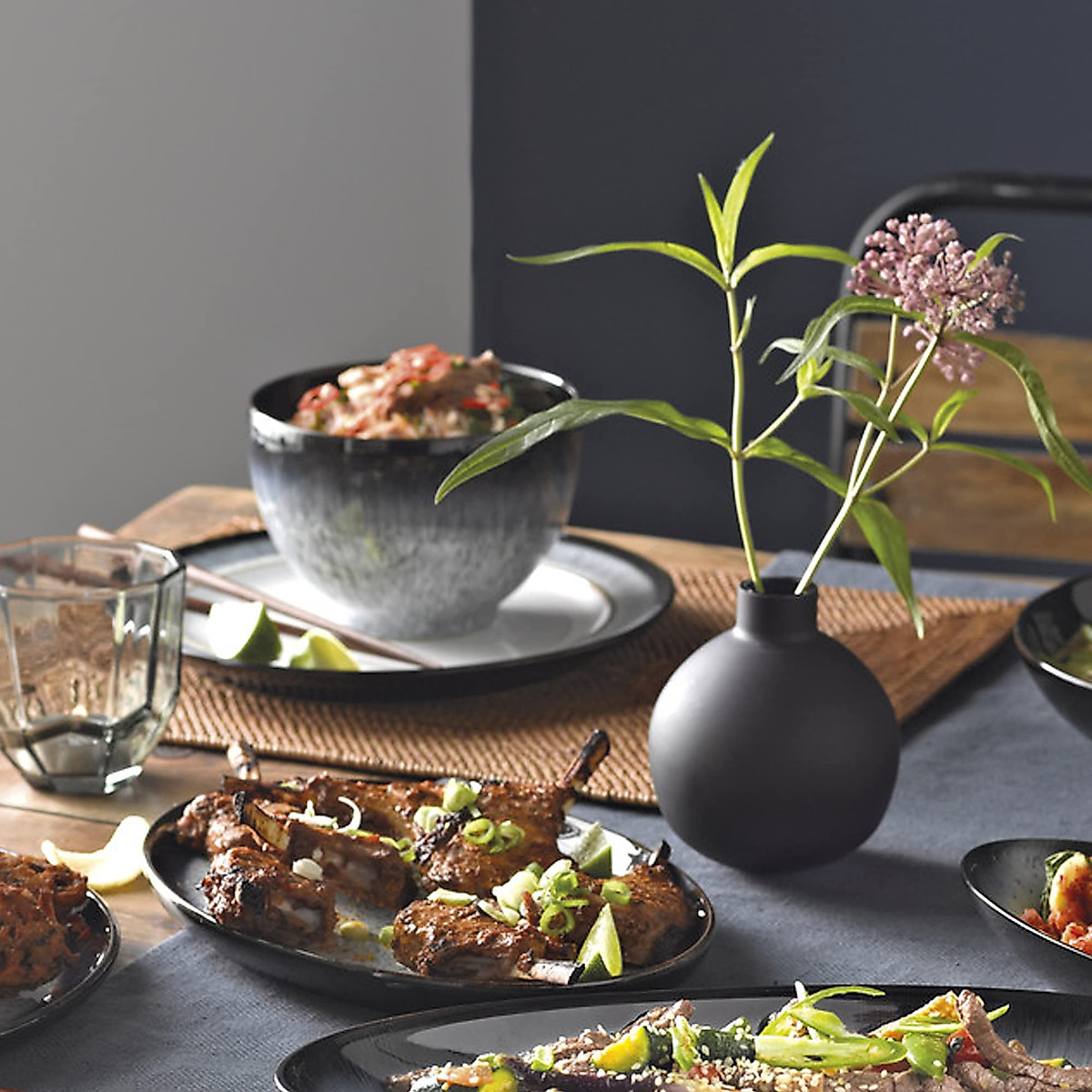 Denby - Halo Deep Noodle Bowls Set of 2 - Reactive Glaze Dishwasher Microwave Safe Crockery 900ml - Black, Grey Ceramic Stoneware Tableware - Chip & Crack Resistant Soup Bowls