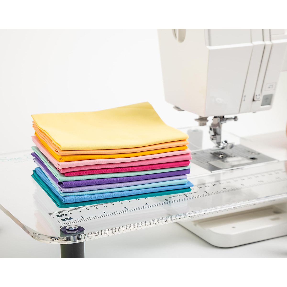 Connecting Threads Beginner Lap Throw Quilt Kit (40.5" x 56.5") - Half-Square Triangle Fun (Rainbow)