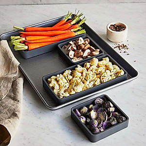 Silicone Baking Sheet Pan Set, 4PCS Nonstick Silicone Dividers for Baking Trays, Cooking Baking Pan Dividers with Handle, Reusable Bakeware for Meal Prep, Oven, Air Fryer Safe (Grey)