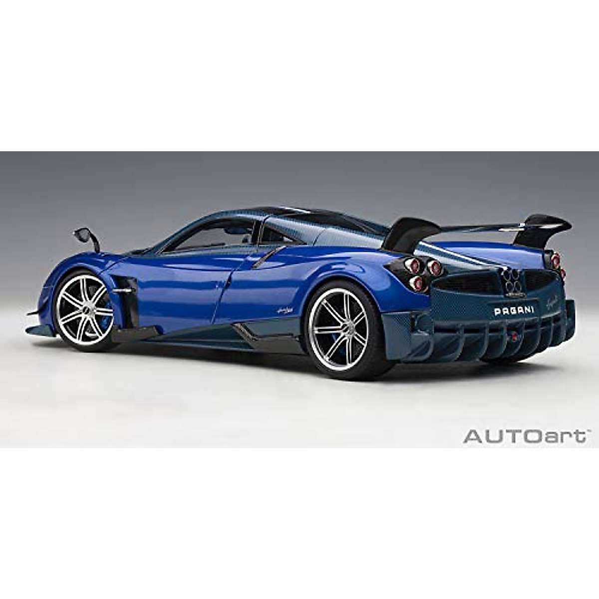 Autoart Pagani Huayra BC Blu Francia/Candy Blue Metallic with Carbon Accents 1/18 Model Car
