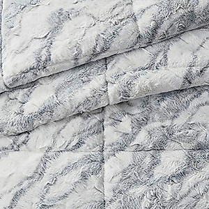 Madison Park Lana Soft Plush Comforter Set, Long Faux Faux Fur Marble Pattern, Faux Mink On The Reverse, Modern All Season Down Alternative Bedding Set with Matching Sham, King, Grey/Blue 3 Piece