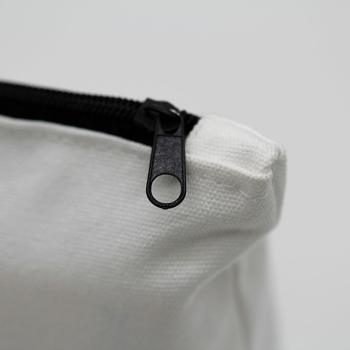 30th Birthday Gifts for Women, 30th Birthday Decorations Present for Women - Best 30 Year Old Birthday Gift Ideas for Wife, Sister, Friends, Coworker, Aunt, Boss - 1995 Limited Edition Makeup Bag