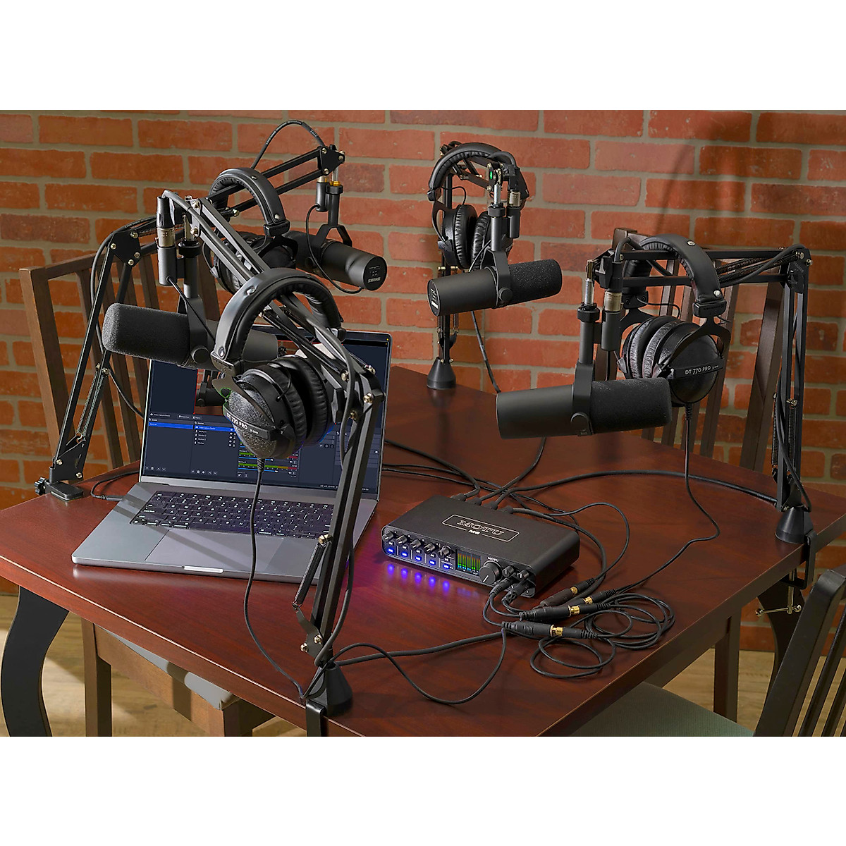 MOTU M6 6x4 USB-C Audio Interface with Studio-Quality Sound