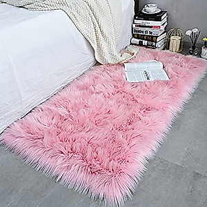 ISEAU Soft Faux Fur Fluffy Area Rug, Luxury Fuzzy Sheepskin Carpet Rugs for Bedroom Living Room, Shaggy Silky Plush Carpet Bedside Rug Floor Mat, 2ft x 4ft, Pink