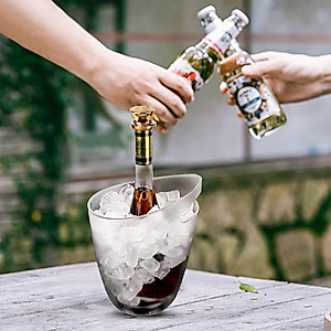 Nicunom 2 Pack Acrylic Ice Bucket, 3.2 L Wine Bucket Food Grade Storage Tub for Drinks and Parties Frosted Clear Tub Perfect for Wine, Champagne or Beer Bottles