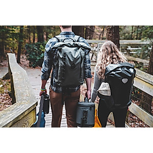 Skog Å Kust ChillSåk Airtight & Leakproof Soft Cooler Bags | Flip 6 Can Olive Green