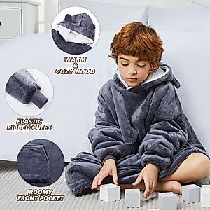 L'AGRATY Kids Wearable Blanket Hoodie Flannel Sherpa Oversized Sweatshirt Hooded Blanket Throw with Sleeves and Big Pocket Cozy Fluffy Warm Soft Giant Winter Sweater Blanket Hoodie for Boys Girls
