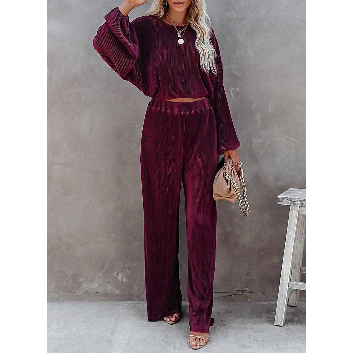 Dokotoo Womens Two Piece Outfits Casual Crew Neck Long Sleeve Tops 2 Piece Fall Outfits for Women Solid Wide Leg Pants Set 2024 Trendy Wedding Guest Sweatsuit Palazzo Pants Tracksuit L Red
