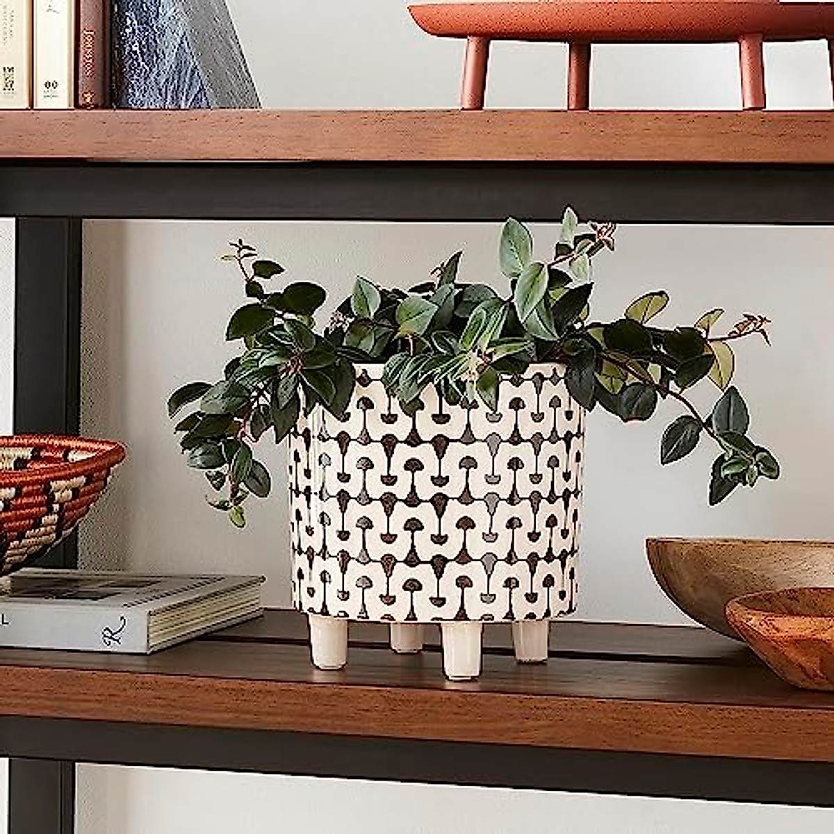 Creative Co-Op Black & White Round Stoneware Footed Planter
