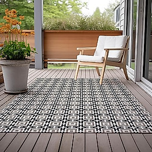 Dalyn Rugs Indoor/Outdoor Marlo MO1 Black Washable 8' x 10'