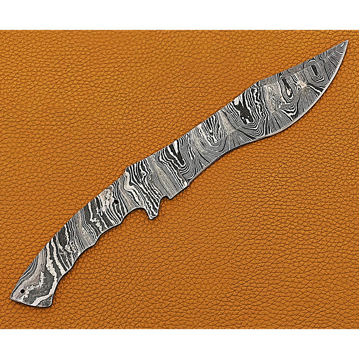 11 inches Long Kukri Point Dao Blank Blade, Hand Forged Twist Pattern Damascus Steel Hunting Knife Blade, 5" Finger Serrated Space with Finger Guard, 6" Sharp Cutting Edge