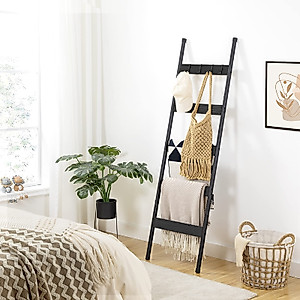 HOOBRO Blanket Ladder, 5-Tier Towel Rack with Hooks, Wall-Leaning Blanket Rack, Decorative Display Ladder Shelf, Scarves, Industrial, Living Room, Bedroom, Black BB52CJ01