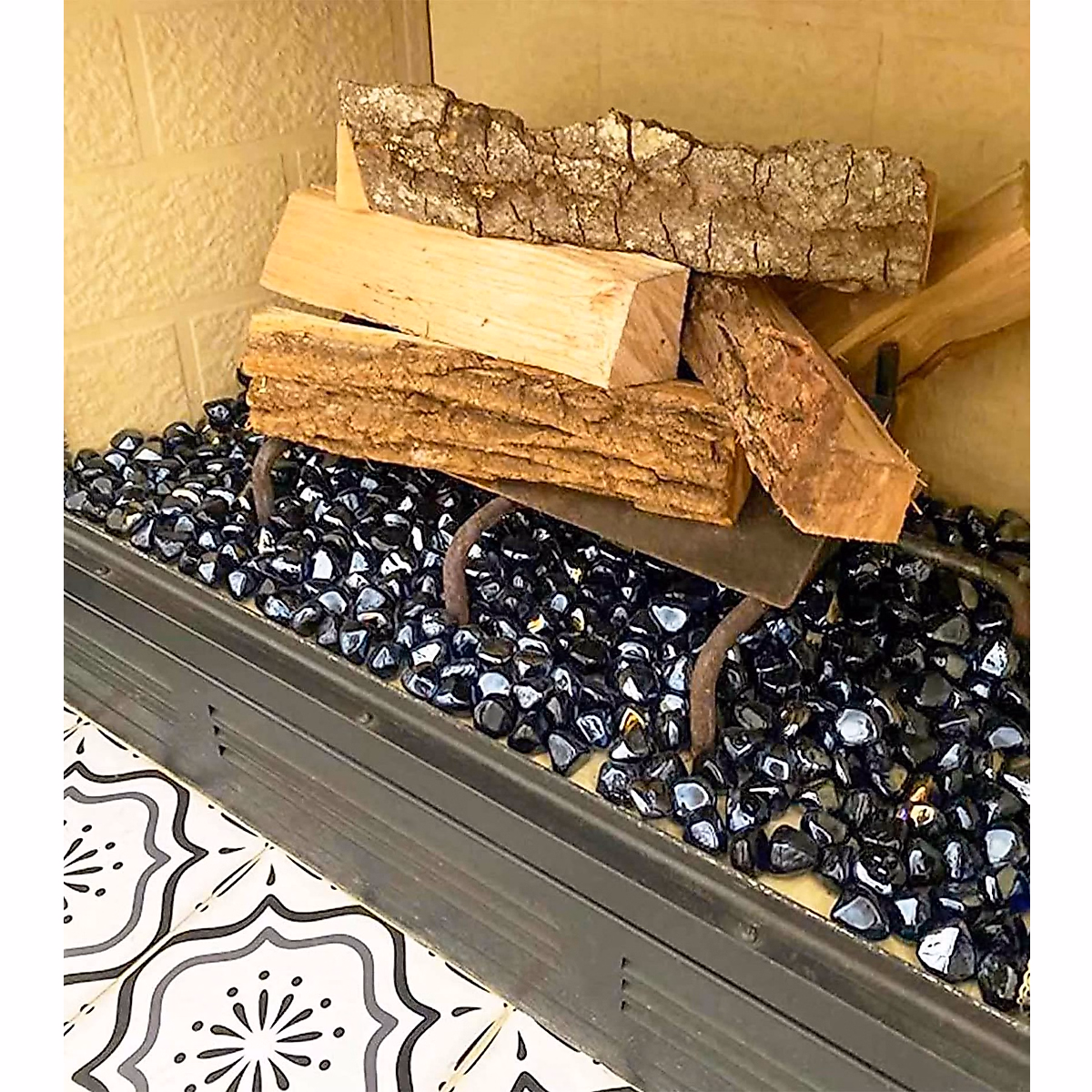 GRISUN Onyx Black Fire Glass Diamonds for Fire Pit, 1 Inch High Luster Reflective Tempered Glass Rocks for Natural or Propane Fireplace, Safe for Outdoors and Indoors Firepit Glass, 10 Pounds