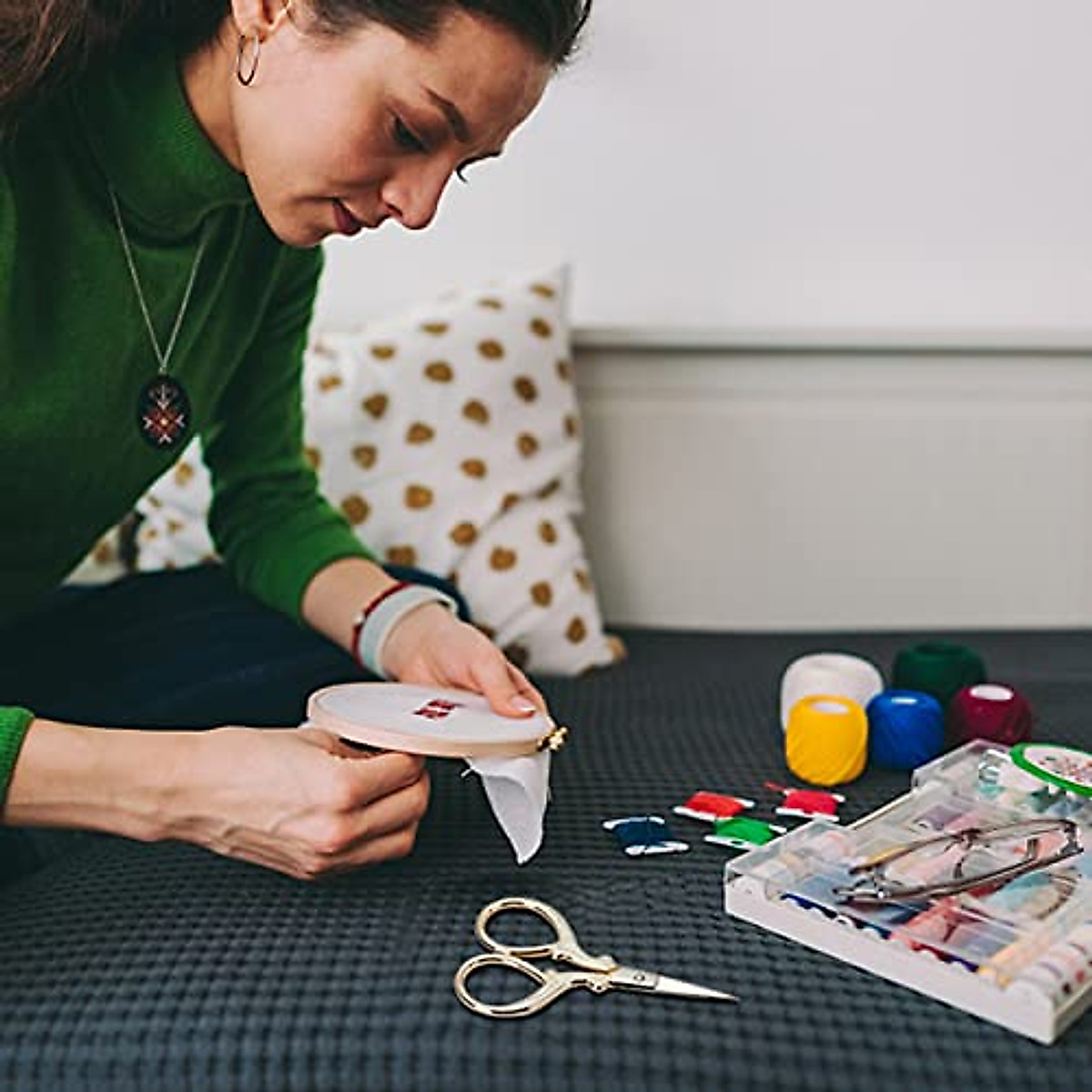 XCRUI 2Pack Embroidery Scissors, Stainless Steel Sharp Stork Scissors for Embroidery,Paper Cutting, Sewing, Craft, Art Work & Daily Activities(Gold)