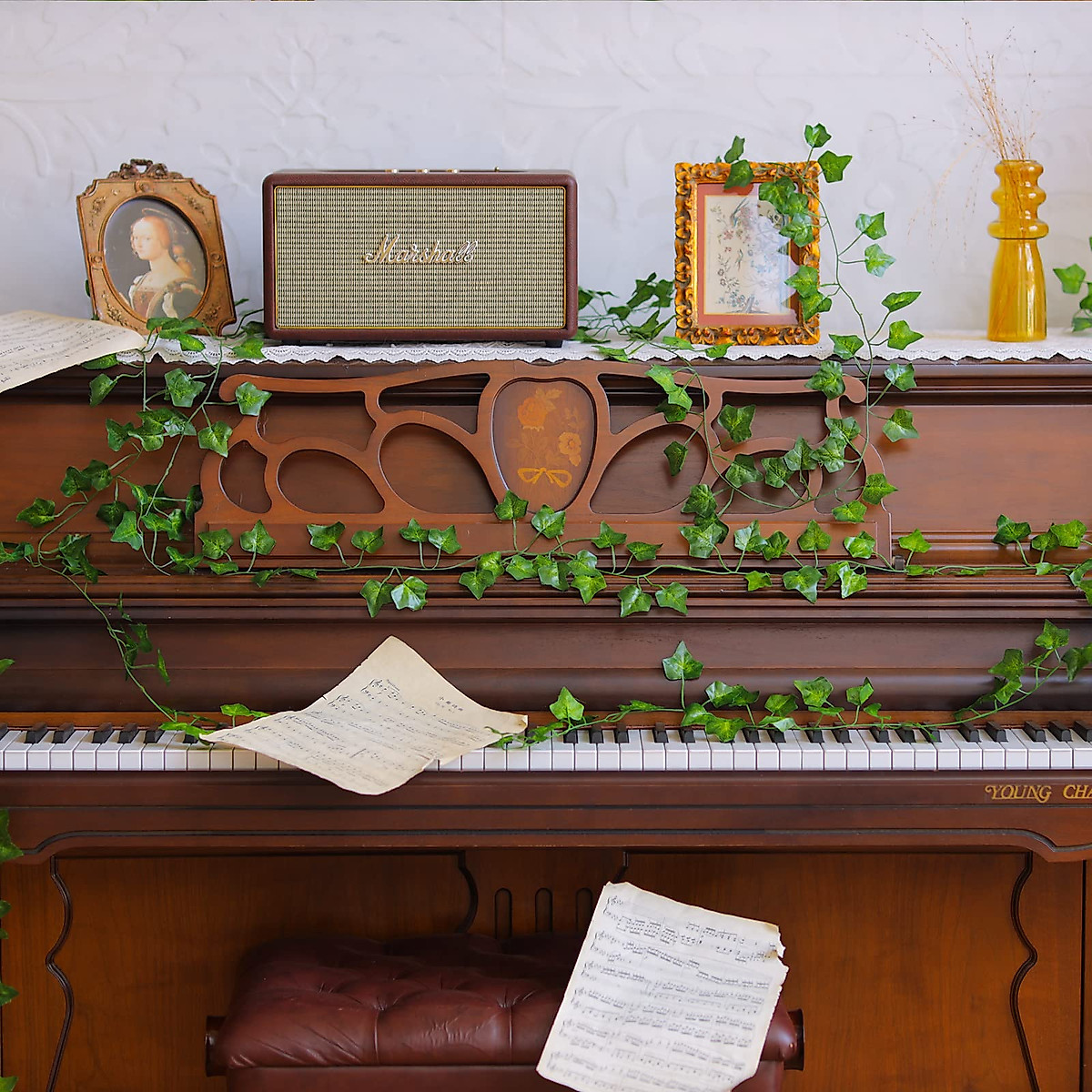 kovdim Artificial Ivy Vines Leaves 12 Strands (84 Ft), Ivy Garland Fake Vines Plants Hanging for Bedoom Room Wall Weeding Party Decor, Green